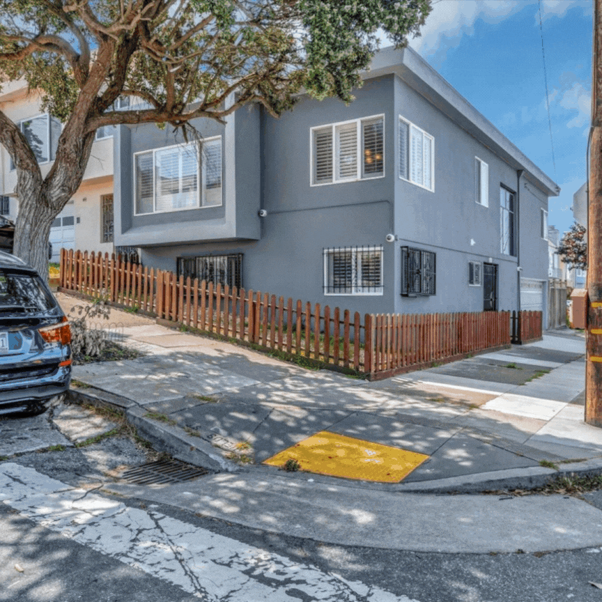 Merced Heights Home Is Revamped and Move-In Ready